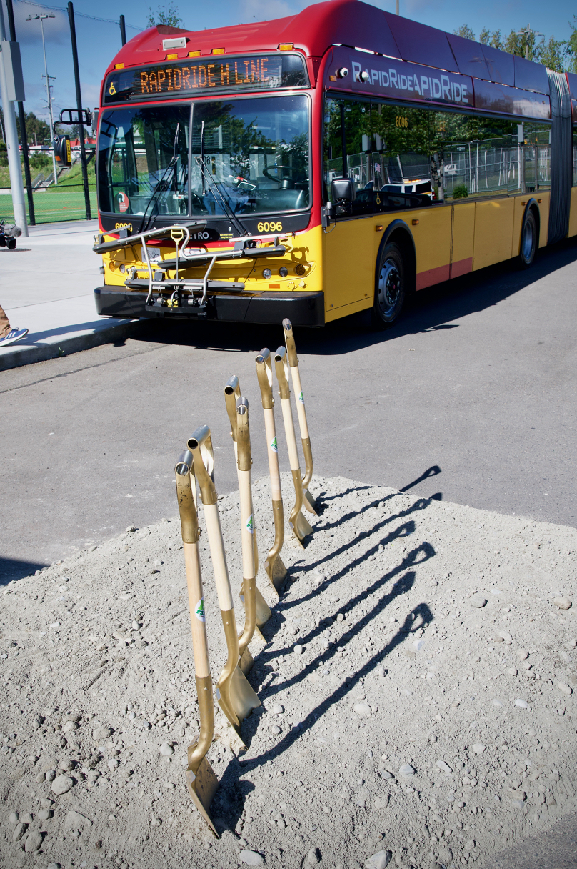 Metro breaks ground on Rapid Ride H Line that will serve riders from ...